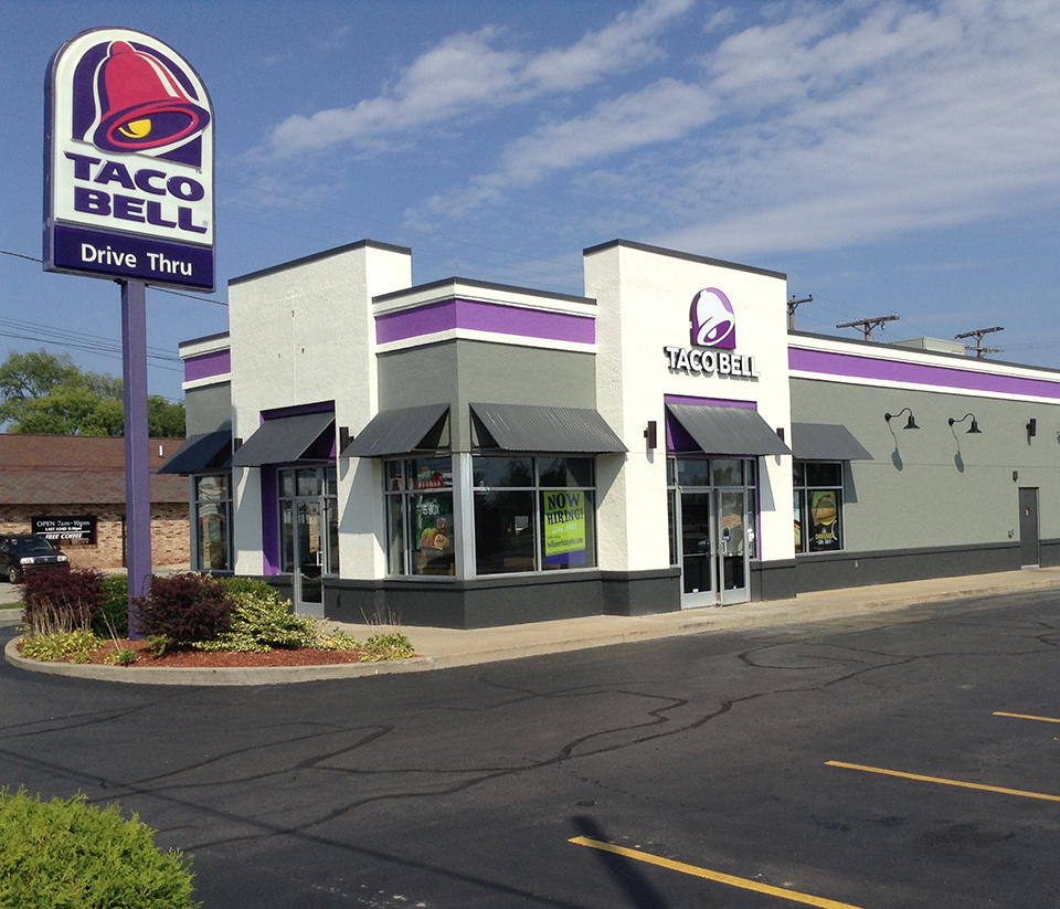 Taco Bell Outside